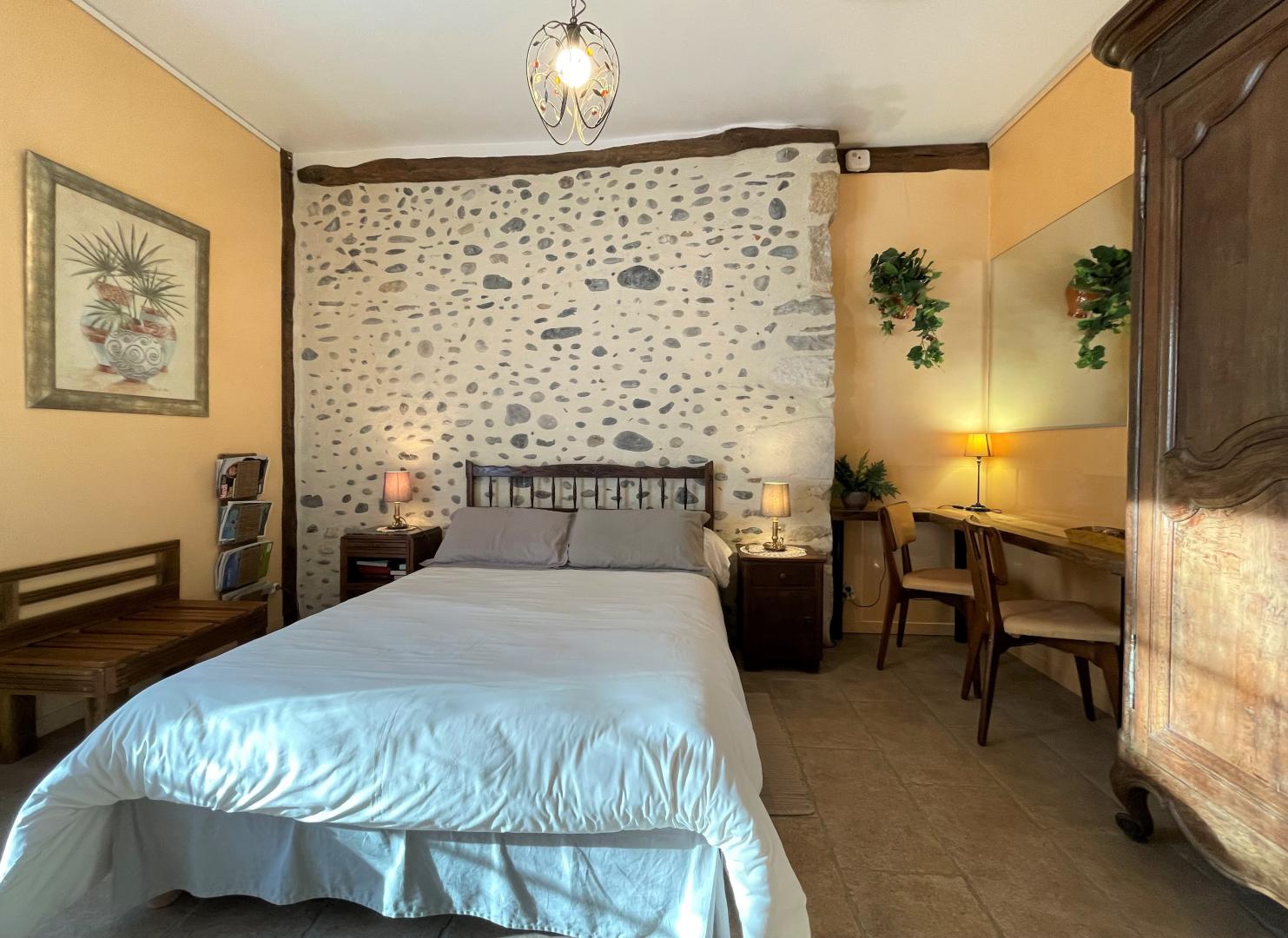 Chambre d'hôtes à Assat, Pyrénées-Atlantiques, Chez Castagnet - Gîtes ...